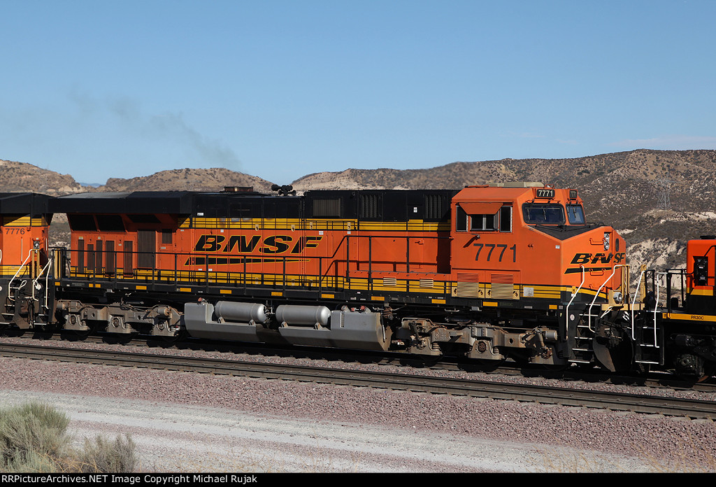 BNSF 7771